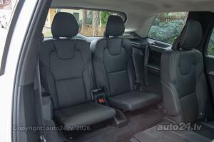 Balts Volvo XC90 2023 Tallina, ar dzinēja tilpumu 2.00 L un nobraukumu 31 tūkst. km par 66990 €, foto 14 vietnē AUTOMOTO.COM.LV