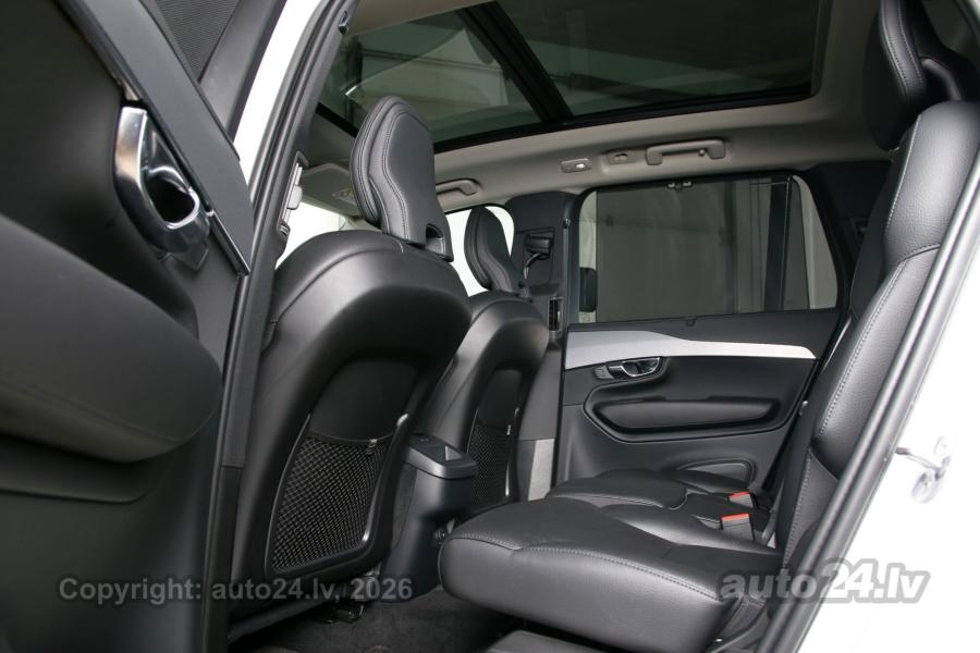 Balts Volvo XC90 2023 Tallina, ar dzinēja tilpumu 2.00 L un nobraukumu 87 tūkst. km par 44990 €, foto 22 vietnē AUTOMOTO.COM.LV
