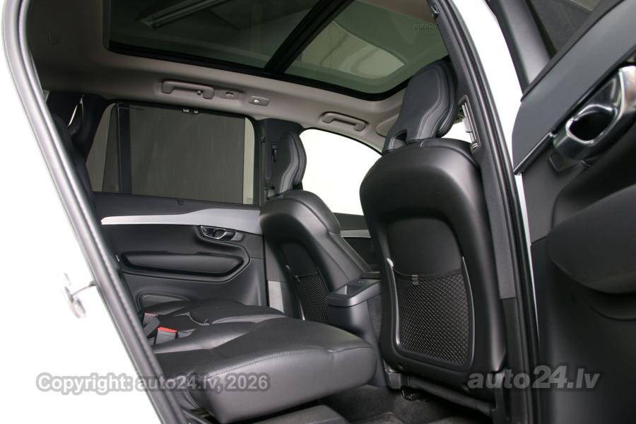 Balts Volvo XC90 2023 Tallina, ar dzinēja tilpumu 2.00 L un nobraukumu 87 tūkst. km par 44990 €, foto 25 vietnē AUTOMOTO.COM.LV