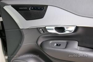 Balts Volvo XC90 2023 Tallina, ar dzinēja tilpumu 2.00 L un nobraukumu 87 tūkst. km par 44990 €, foto 28 vietnē AUTOMOTO.COM.LV