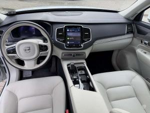 Balts Volvo XC90 2023 Šakiai, ar dzinēja tilpumu 1.97 L un nobraukumu 19 tūkst. km par 40800 €, foto 19 vietnē AUTOMOTO.COM.LV