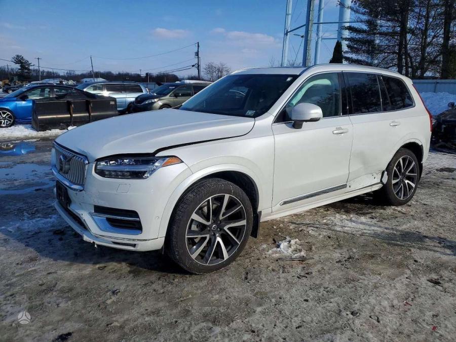 Balts Volvo XC90 2023 Šakiai, ar dzinēja tilpumu 1.97 L un nobraukumu 19 tūkst. km par 40800 €, foto 22 vietnē AUTOMOTO.COM.LV