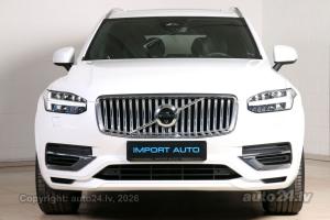 Balts Volvo XC90 2024 Tallina, ar dzinēja tilpumu 2.00 L un nobraukumu 21 tūkst. km par 72990 €, foto 3 vietnē AUTOMOTO.COM.LV