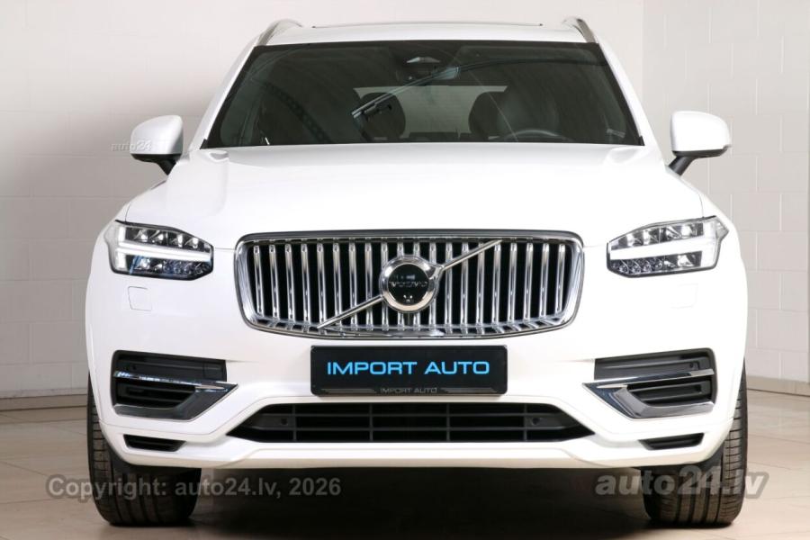 Balts Volvo XC90 2024 Tallina, ar dzinēja tilpumu 2.00 L un nobraukumu 21 tūkst. km par 72990 €, foto 3 vietnē AUTOMOTO.COM.LV