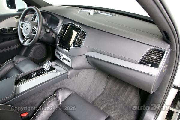 White Volvo XC90 2024 in Tallinn, with an engine capacity of 2.00 L and mileage of 21 thousand km for 72990 €, photo 9 on AUTOMOTO.COM.LV