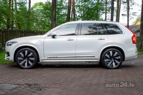 White Volvo XC90 2024 in Tallinn, with an engine capacity of 2.00 L and mileage of 27 thousand km for 69900 €, photo 6 on AUTOMOTO.COM.LV