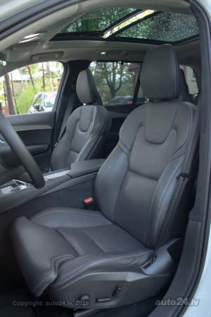White Volvo XC90 2024 in Tallinn, with an engine capacity of 2.00 L and mileage of 27 thousand km for 69900 €, photo 11 on AUTOMOTO.COM.LV