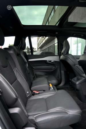 White Volvo XC90 2024 in Tallinn, with an engine capacity of 1.97 L and mileage of 26 thousand km for 61990 €, photo 12 on AUTOMOTO.COM.LV