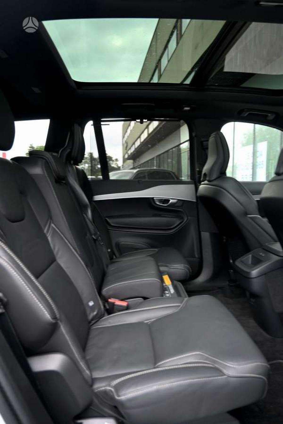 White Volvo XC90 2024 in Tallinn, with an engine capacity of 1.97 L and mileage of 26 thousand km for 61990 €, photo 12 on AUTOMOTO.COM.LV