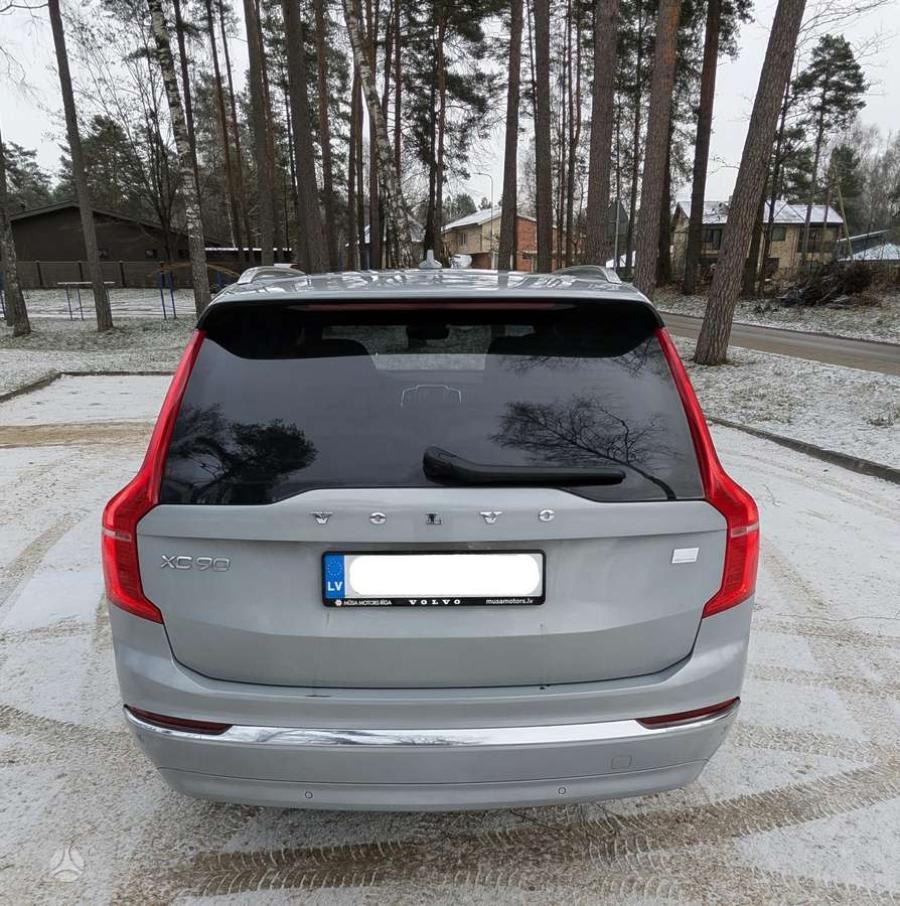 Balts Volvo XC90 2024 Rīga, ar dzinēja tilpumu 1.97 L un nobraukumu 45 tūkst. km par 57000 €, foto 4 vietnē AUTOMOTO.COM.LV