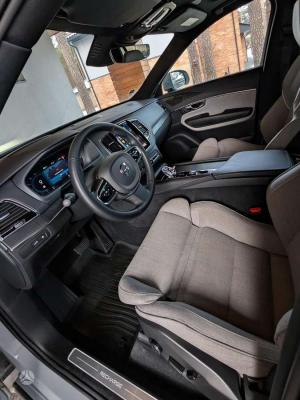 Balts Volvo XC90 2024 Rīga, ar dzinēja tilpumu 1.97 L un nobraukumu 45 tūkst. km par 57000 €, foto 15 vietnē AUTOMOTO.COM.LV