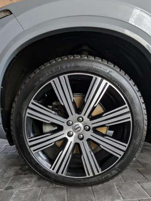 Balts Volvo XC90 2024 Rīga, ar dzinēja tilpumu 1.97 L un nobraukumu 45 tūkst. km par 57000 €, foto 21 vietnē AUTOMOTO.COM.LV