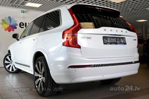 Balts Volvo XC90 2024 Tallina, ar dzinēja tilpumu 2.00 L un nobraukumu 29 tūkst. km par 62880 €, foto 4 vietnē AUTOMOTO.COM.LV