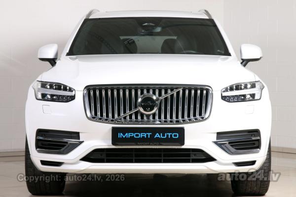 Balts Volvo XC90 2024 Pērnava, ar dzinēja tilpumu 2.00 L un nobraukumu 49 tūkst. km par 66990 €, foto 3 vietnē AUTOMOTO.COM.LV