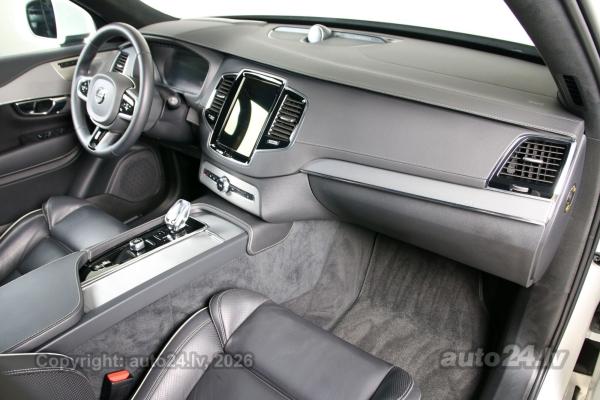 Balts Volvo XC90 2024 Pērnava, ar dzinēja tilpumu 2.00 L un nobraukumu 49 tūkst. km par 66990 €, foto 10 vietnē AUTOMOTO.COM.LV