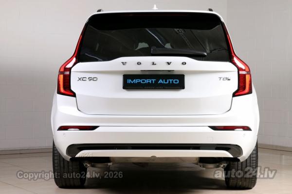 Balts Volvo XC90 2025 Tallina, ar dzinēja tilpumu 2.00 L un nobraukumu 13 tūkst. km par 84990 €, foto 5 vietnē AUTOMOTO.COM.LV