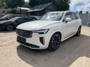 White Volvo XC90 2025 in Kaunas, with an engine capacity of 1.97 L and mileage of 25 thousand km for 44900 €, photo  on AUTOMOTO.COM.LV