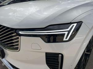Balts Volvo XC90 2025 Kauņa, ar dzinēja tilpumu 1.97 L un nobraukumu 25 tūkst. km par 44900 €, foto 12 vietnē AUTOMOTO.COM.LV