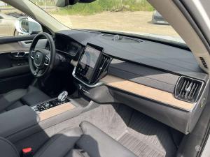 Balts Volvo XC90 2025 Kauņa, ar dzinēja tilpumu 1.97 L un nobraukumu 25 tūkst. km par 44900 €, foto 14 vietnē AUTOMOTO.COM.LV
