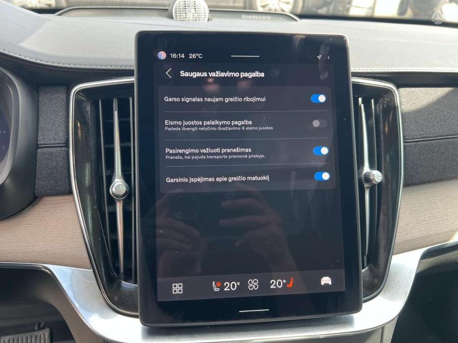 Balts Volvo XC90 2025 Kauņa, ar dzinēja tilpumu 1.97 L un nobraukumu 25 tūkst. km par 44900 €, foto 29 vietnē AUTOMOTO.COM.LV