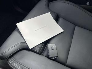 Balts Volvo XC90 2025 Kauņa, ar dzinēja tilpumu 1.97 L un nobraukumu 25 tūkst. km par 44900 €, foto 55 vietnē AUTOMOTO.COM.LV