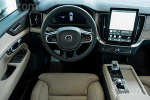 Белый Вольво ХС90 2025 в Рига, объемом двигателя 2.00 л и пробегом 12 тыс. км за 59900 €, фото 14 на AUTOMOTO.COM.LV