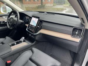 Balts Volvo XC90 2025 Kauņa, ar dzinēja tilpumu 1.97 L un nobraukumu 25 tūkst. km par 60900 €, foto 12 vietnē AUTOMOTO.COM.LV