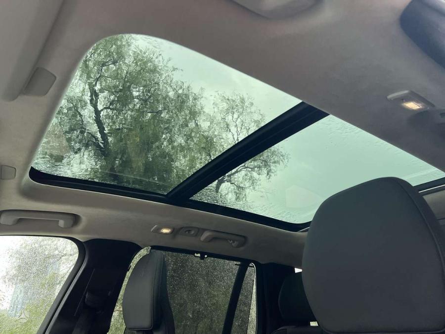 Balts Volvo XC90 2025 Kauņa, ar dzinēja tilpumu 1.97 L un nobraukumu 25 tūkst. km par 60900 €, foto 19 vietnē AUTOMOTO.COM.LV