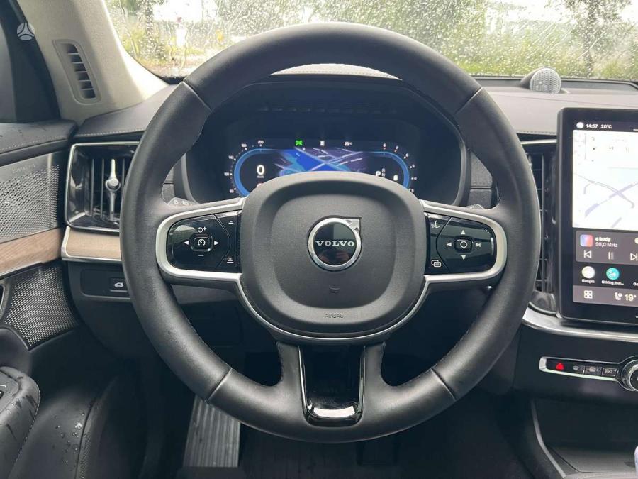 Balts Volvo XC90 2025 Kauņa, ar dzinēja tilpumu 1.97 L un nobraukumu 25 tūkst. km par 60900 €, foto 34 vietnē AUTOMOTO.COM.LV