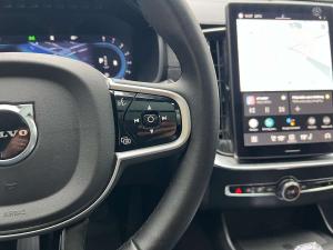 Balts Volvo XC90 2025 Kauņa, ar dzinēja tilpumu 1.97 L un nobraukumu 25 tūkst. km par 60900 €, foto 35 vietnē AUTOMOTO.COM.LV