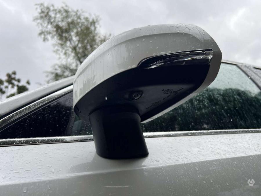 Balts Volvo XC90 2025 Kauņa, ar dzinēja tilpumu 1.97 L un nobraukumu 25 tūkst. km par 60900 €, foto 48 vietnē AUTOMOTO.COM.LV