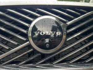 Balts Volvo XC90 2025 Kauņa, ar dzinēja tilpumu 1.97 L un nobraukumu 25 tūkst. km par 60900 €, foto 49 vietnē AUTOMOTO.COM.LV