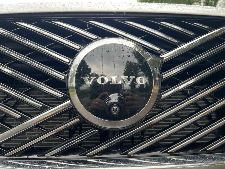 Balts Volvo XC90 2025 Kauņa, ar dzinēja tilpumu 1.97 L un nobraukumu 25 tūkst. km par 60900 €, foto 49 vietnē AUTOMOTO.COM.LV