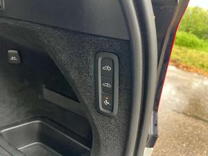 Balts Volvo XC90 2025 Kauņa, ar dzinēja tilpumu 1.97 L un nobraukumu 25 tūkst. km par 60900 €, foto 50 vietnē AUTOMOTO.COM.LV