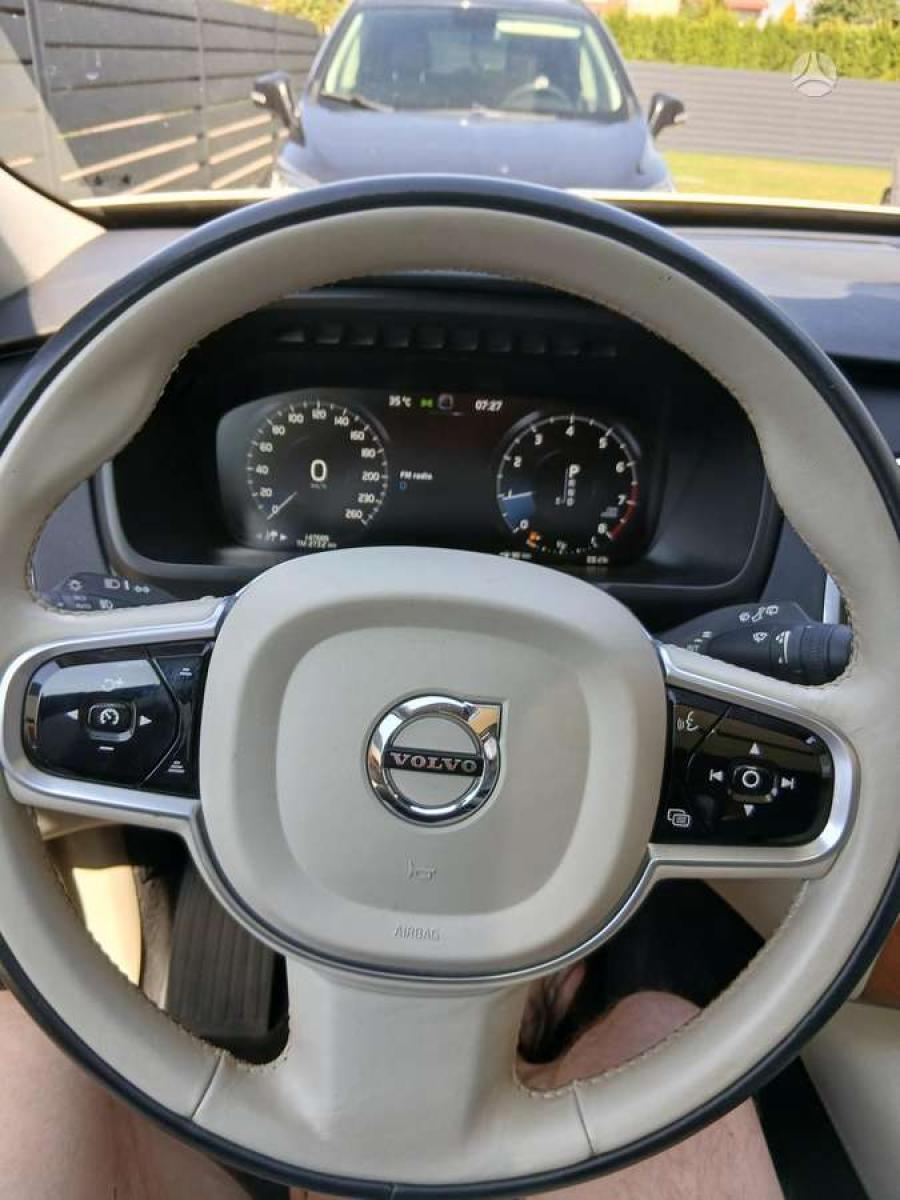 Balts Volvo XC90 2021 Viļņa, ar dzinēja tilpumu 2.00 L un nobraukumu 148 tūkst. km par 29500 €, foto 12 vietnē AUTOMOTO.COM.LV