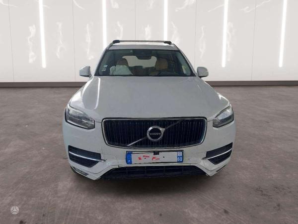 White Volvo XC90 2016 in Kaunas, with an engine capacity of 2.00 L and mileage of 260 thousand km for 11900 €, photo 3 on AUTOMOTO.COM.LV