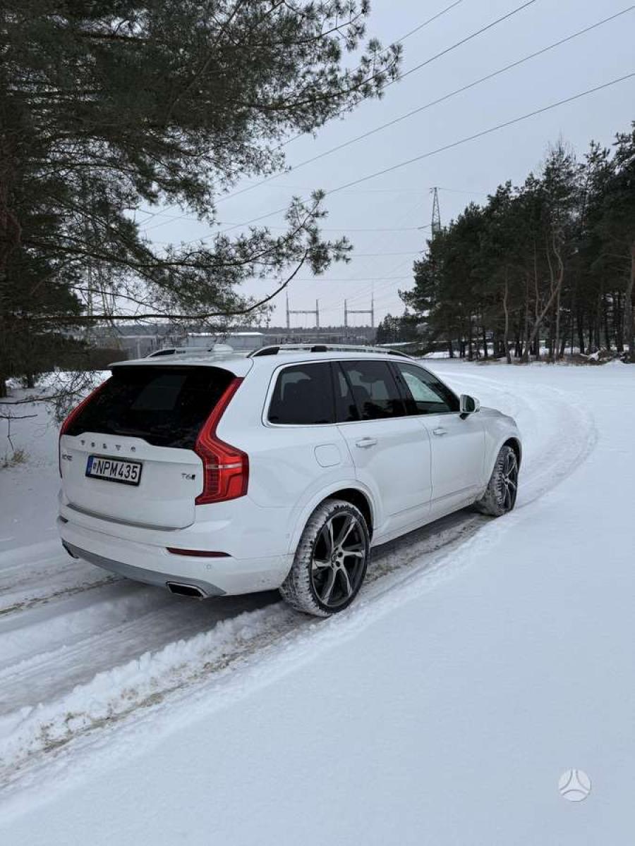 Balts Volvo XC90 2017 Kauņa, ar dzinēja tilpumu 2.00 L un nobraukumu 140 tūkst. km par 25000 €, foto 4 vietnē AUTOMOTO.COM.LV