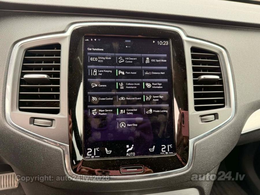 Balts Volvo XC90 2016 Tallina, ar dzinēja tilpumu 2.00 L un nobraukumu 300 tūkst. km par 20000 €, foto 5 vietnē AUTOMOTO.COM.LV