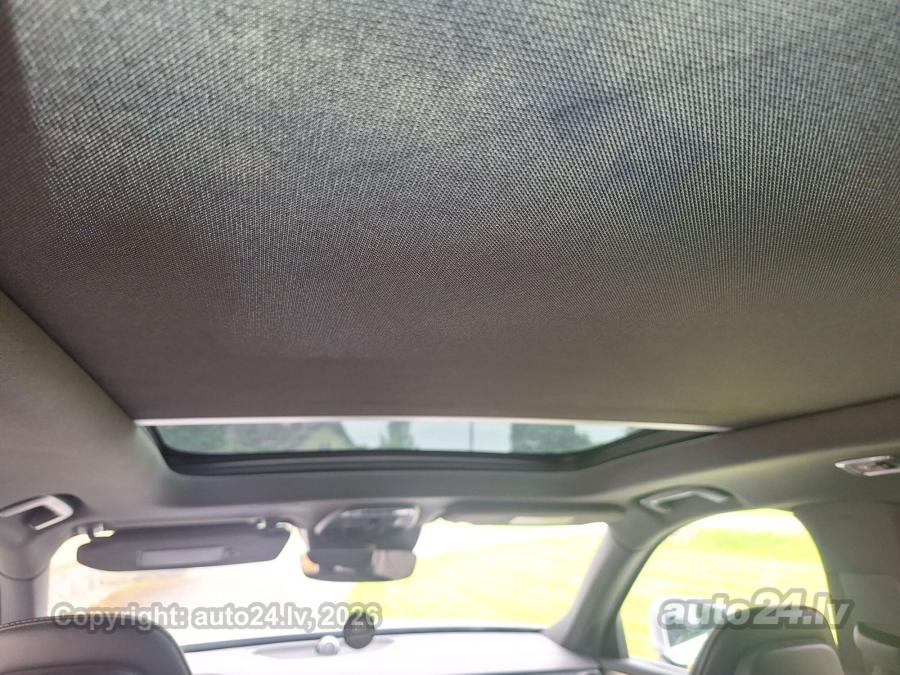 Balts Volvo XC90 2016 Tallina, ar dzinēja tilpumu 2.00 L un nobraukumu 209 tūkst. km par 19500 €, foto 9 vietnē AUTOMOTO.COM.LV