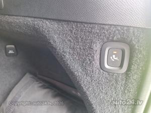Balts Volvo XC90 2016 Tallina, ar dzinēja tilpumu 2.00 L un nobraukumu 209 tūkst. km par 19500 €, foto 13 vietnē AUTOMOTO.COM.LV