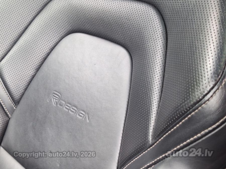 Balts Volvo XC90 2016 Tallina, ar dzinēja tilpumu 2.00 L un nobraukumu 209 tūkst. km par 19500 €, foto 17 vietnē AUTOMOTO.COM.LV