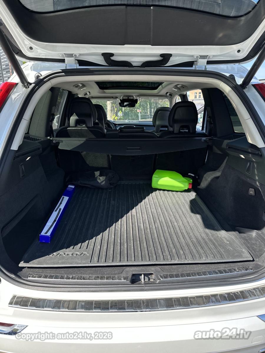 Balts Volvo XC90 2017 Tallina, ar dzinēja tilpumu 2.00 L un nobraukumu 170 tūkst. km par 30999 €, foto 12 vietnē AUTOMOTO.COM.LV