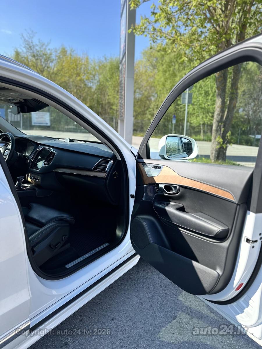 Balts Volvo XC90 2017 Tallina, ar dzinēja tilpumu 2.00 L un nobraukumu 170 tūkst. km par 30999 €, foto 14 vietnē AUTOMOTO.COM.LV