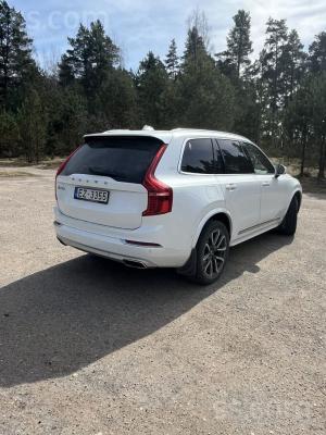 White Volvo XC90 2017 in Daugavpils, with an engine capacity of 2.00 L and mileage of 181 thousand km for 24000 €, photo 4 on AUTOMOTO.COM.LV