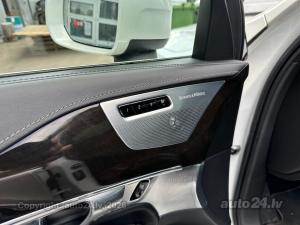 Balts Volvo XC90 2018 Tartu, ar dzinēja tilpumu 2.00 L un nobraukumu 114 tūkst. km par 24999 €, foto 13 vietnē AUTOMOTO.COM.LV