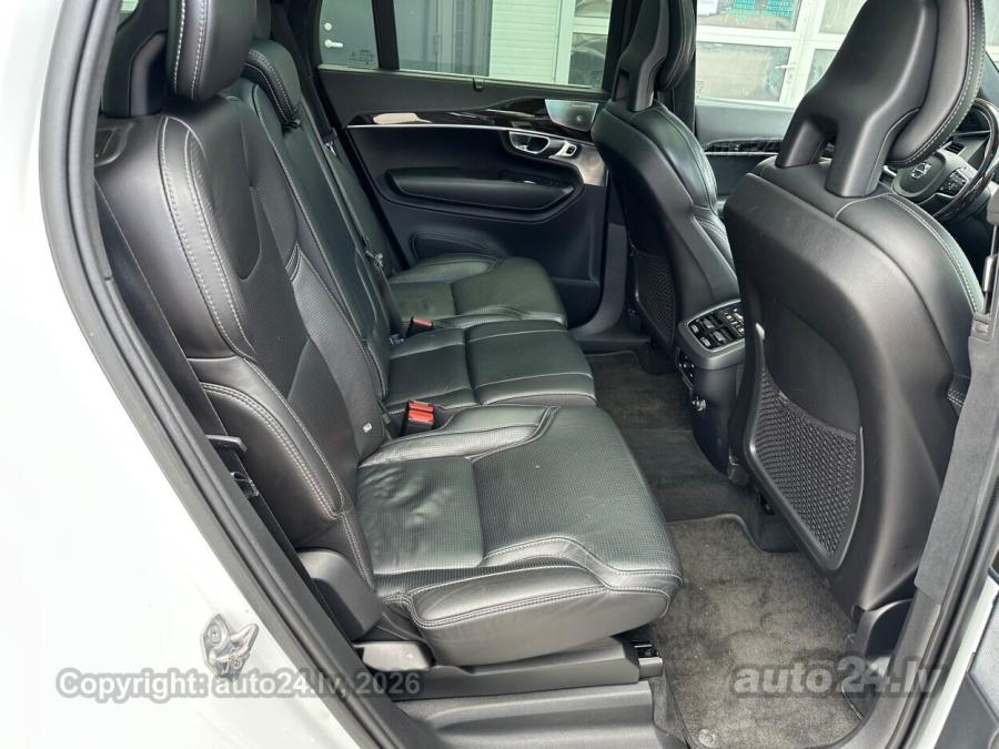 Balts Volvo XC90 2018 Tartu, ar dzinēja tilpumu 2.00 L un nobraukumu 114 tūkst. km par 24999 €, foto 22 vietnē AUTOMOTO.COM.LV