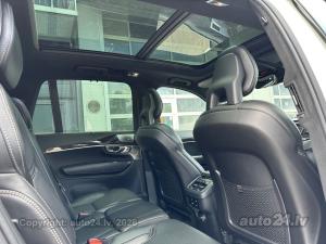 Balts Volvo XC90 2018 Tartu, ar dzinēja tilpumu 2.00 L un nobraukumu 114 tūkst. km par 24999 €, foto 24 vietnē AUTOMOTO.COM.LV