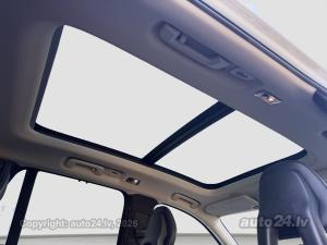 White Volvo XC90 2018 in Parnu, with an engine capacity of 2.00 L and mileage of 98 thousand km for 34900 €, photo 10 on AUTOMOTO.COM.LV