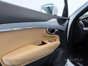 Balts Volvo XC90 2019 Tallina, ar dzinēja tilpumu 1.97 L un nobraukumu 94 tūkst. km par 42900 €, foto 12 vietnē AUTOMOTO.COM.LV