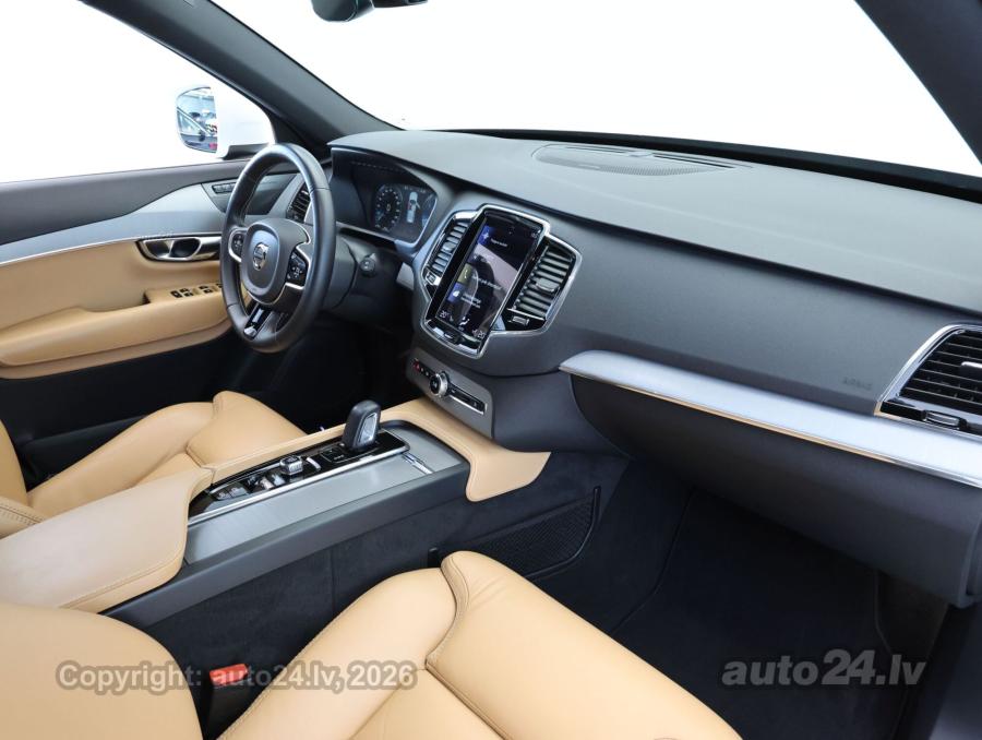 Balts Volvo XC90 2019 Tallina, ar dzinēja tilpumu 1.97 L un nobraukumu 94 tūkst. km par 42900 €, foto 19 vietnē AUTOMOTO.COM.LV